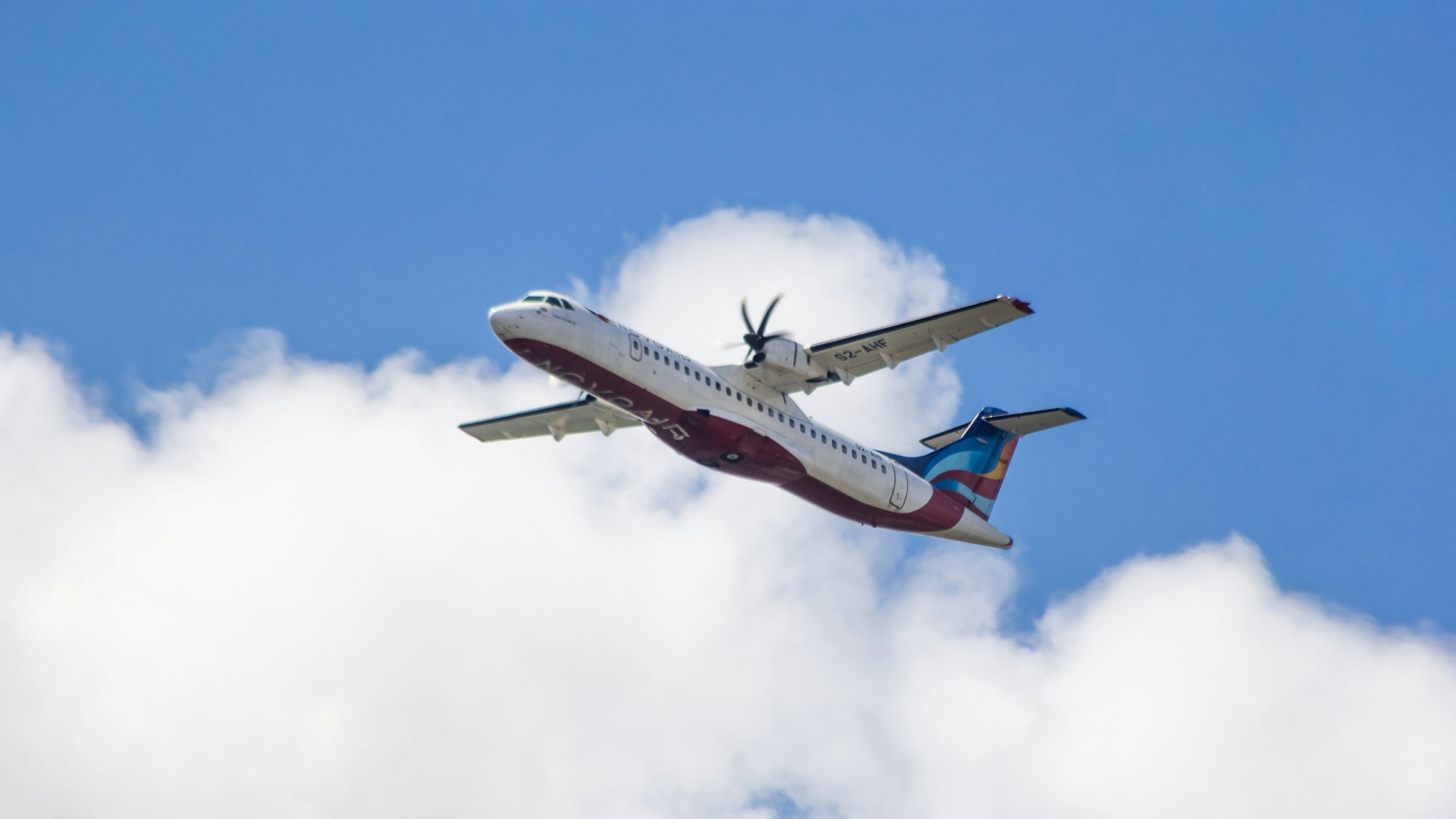 L’histoire de l’ATR 72 : un avion régional incontournable – Aeo Aviation
